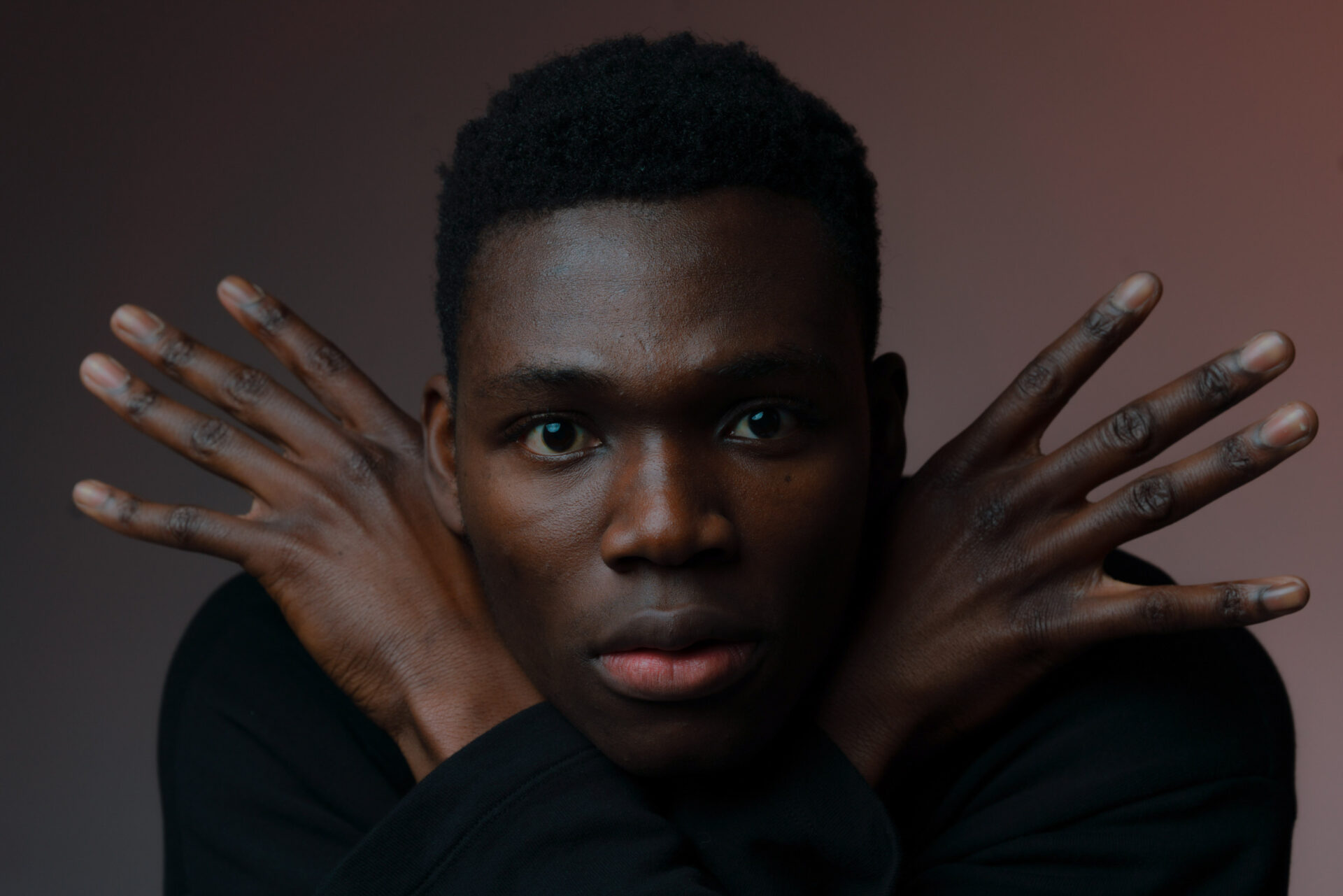 Bless Amada / actor – Luis Zeno Kuhn